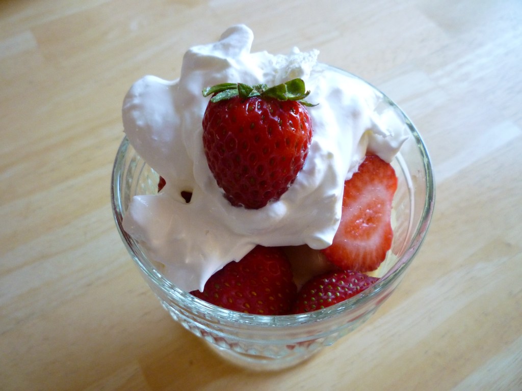 Easy pudding with berries | SWEET SIMPLE STUFF