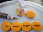 Bats + Moon Pies = Simple Halloween Treat | SWEET SIMPLE STUFF
