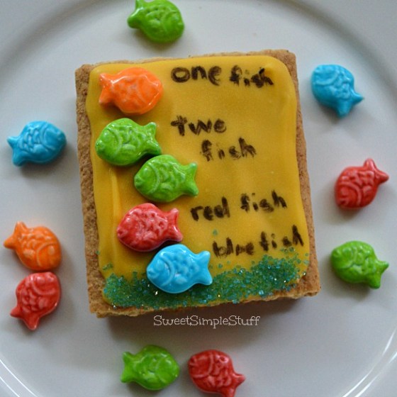 Easy Dr. Seuss Cookies … One Fish Two Fish Red Fish Blue Fish | SWEET ...